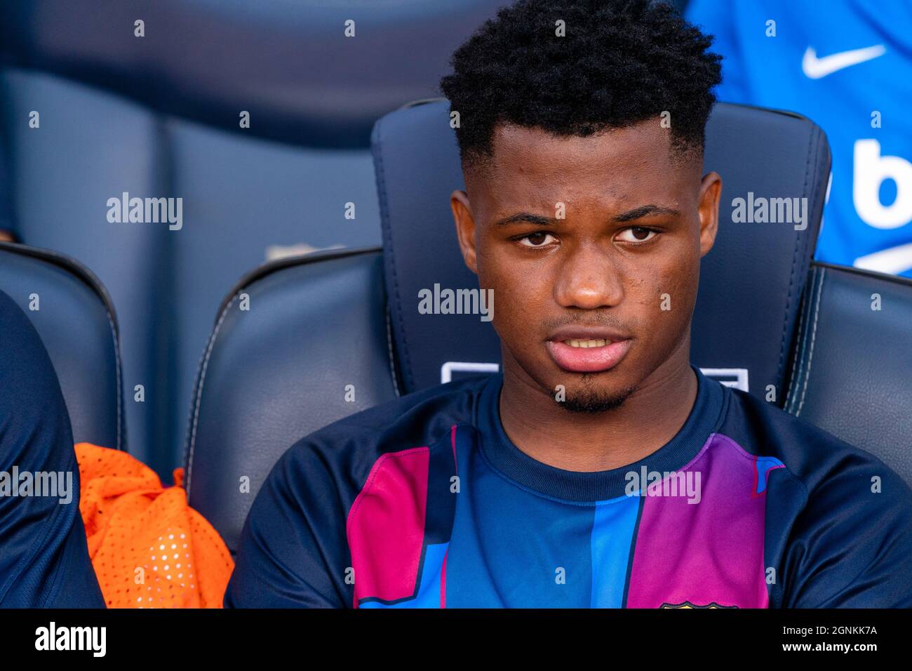Soccer player bench hi-res stock photography and images - Alamy