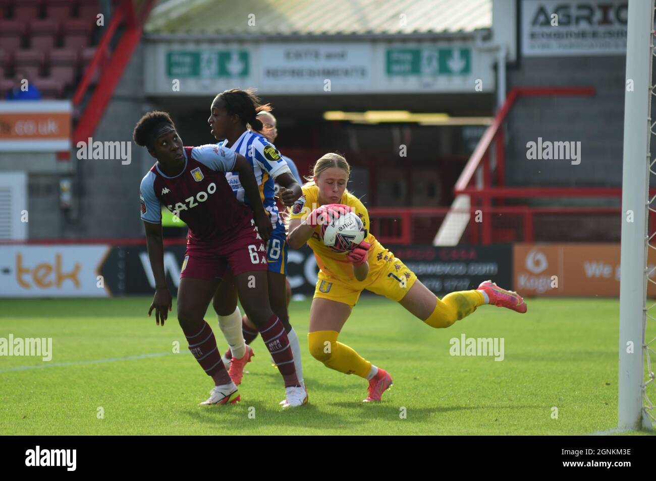 Hannah hampton hi-res stock photography and images - Alamy