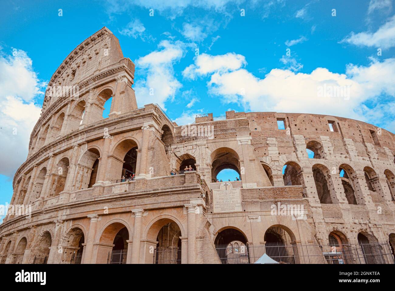 Rome buildings hi-res stock photography and images - Alamy