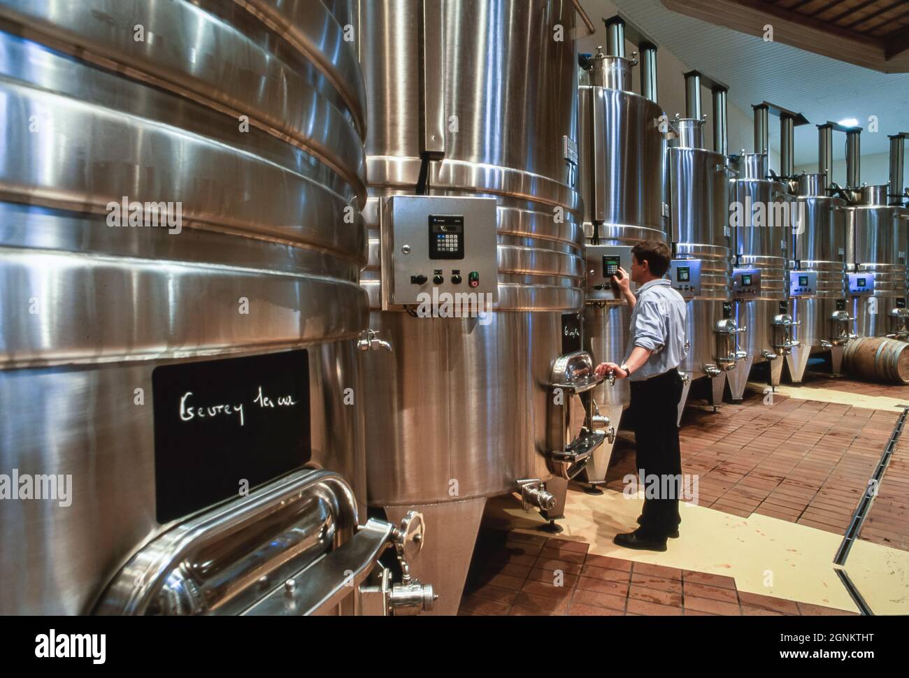Gevrey 1er tank maturation hi-res stock photography and images - Alamy