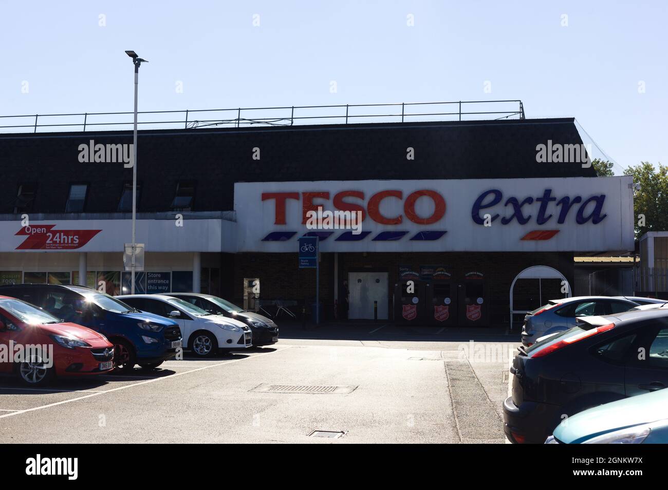 Tesco extra pitsea hi-res stock photography and images - Alamy