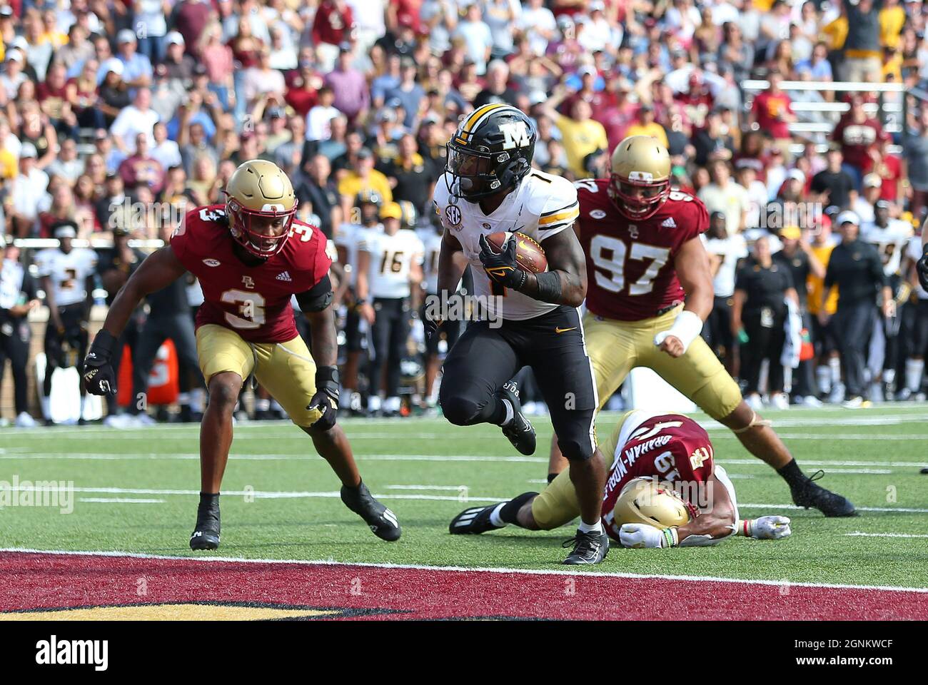 Tyler badie hi-res stock photography and images - Alamy