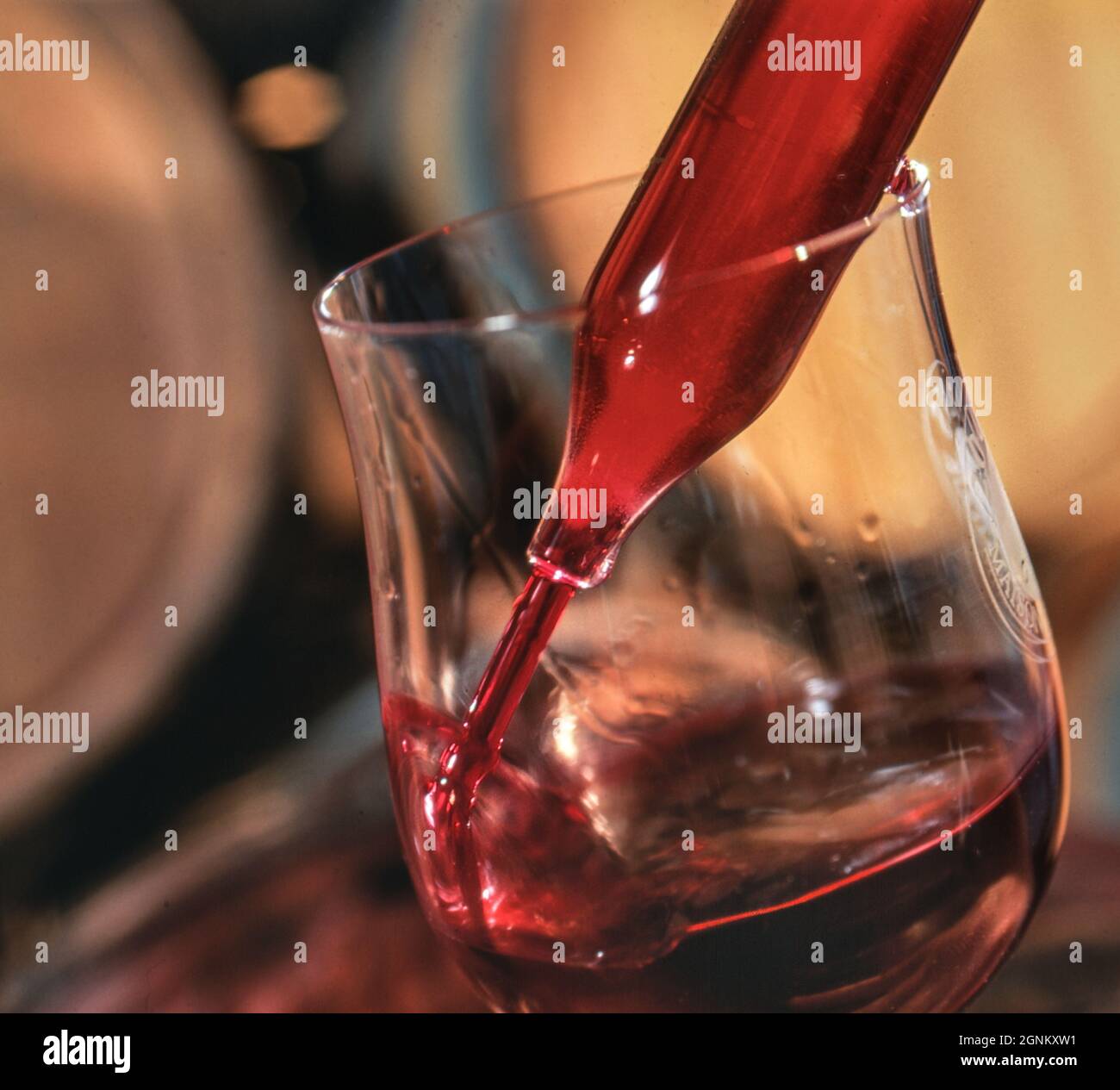 PINOT NOIR CELLAR FRENCH RED WINE TASTING SAMPLE Filling a tasting ...