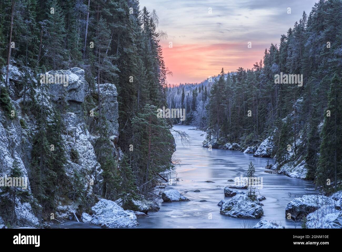 Red river during winter hi-res stock photography and images - Alamy