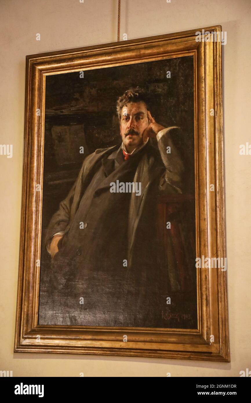 Puccini museum casa natale hi-res stock photography and images - Alamy
