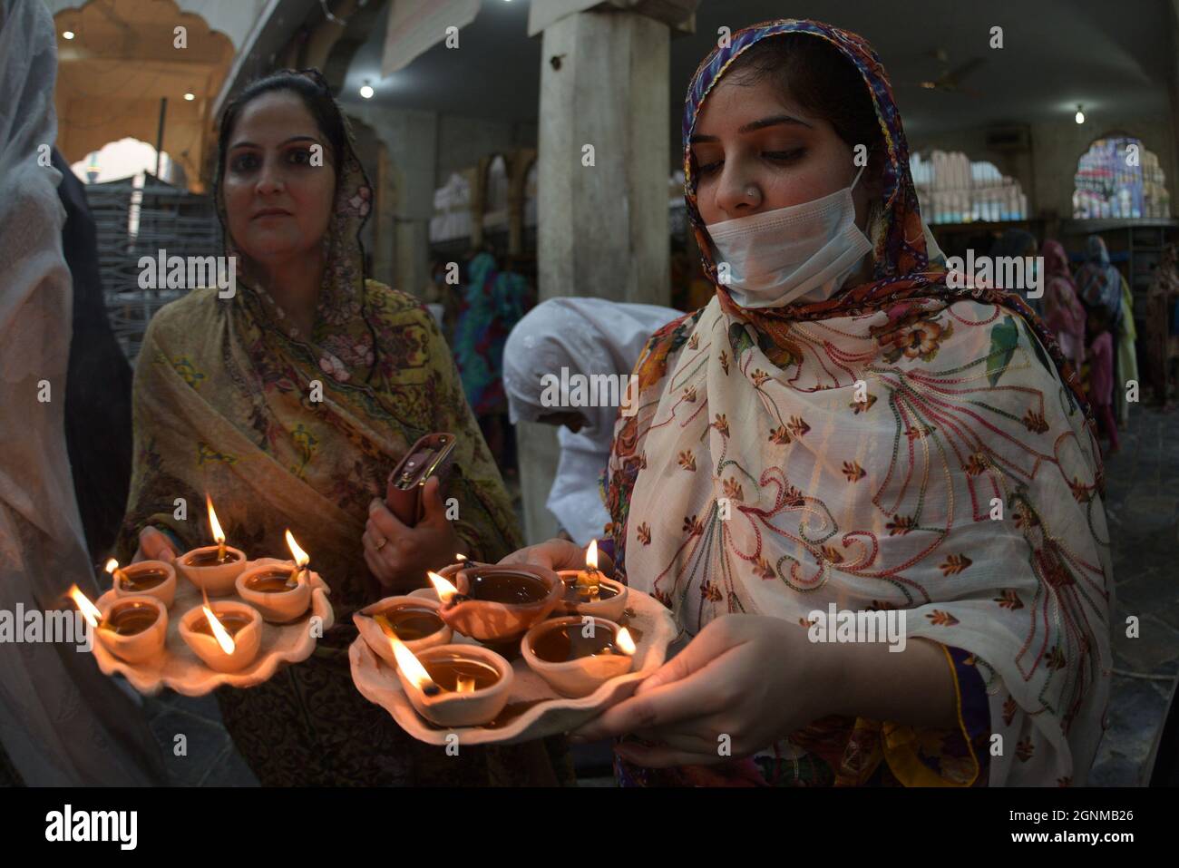 Pakistani Muslim devotees take part on the annual ''URS'' religious ...
