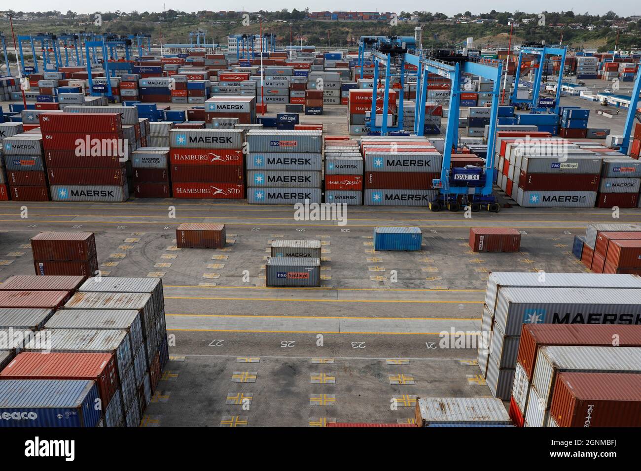 Mombasa main port in Kenya, Indian Ocean, East Africa Stock Photo - Alamy