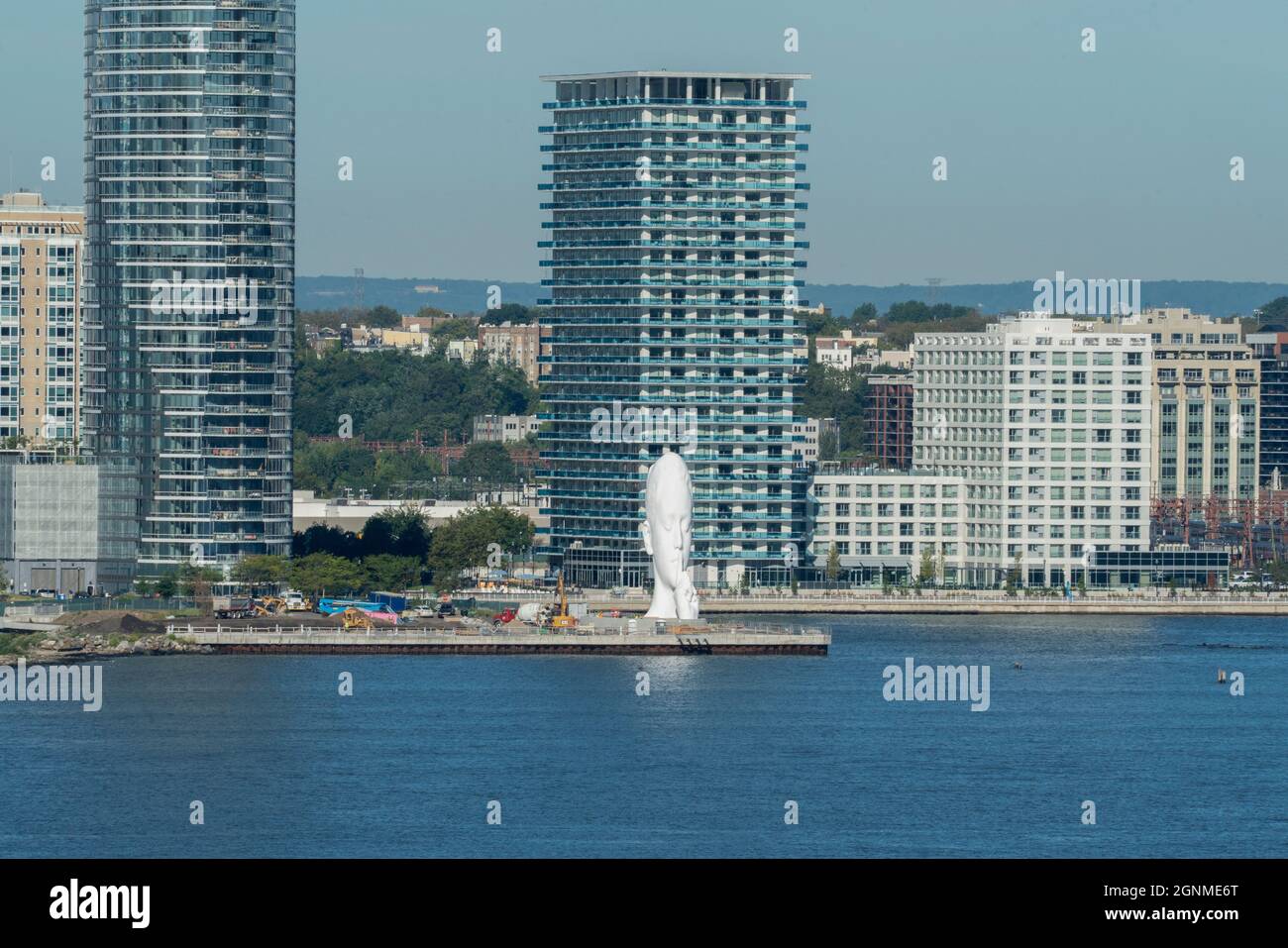 An 80-foot-tall waterfront sculpture by Spanish artist Jaume Plensa has ...