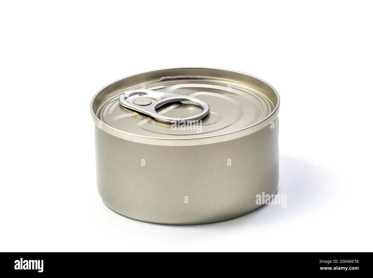 Round metal can Food container isolated on white with clipping path ...