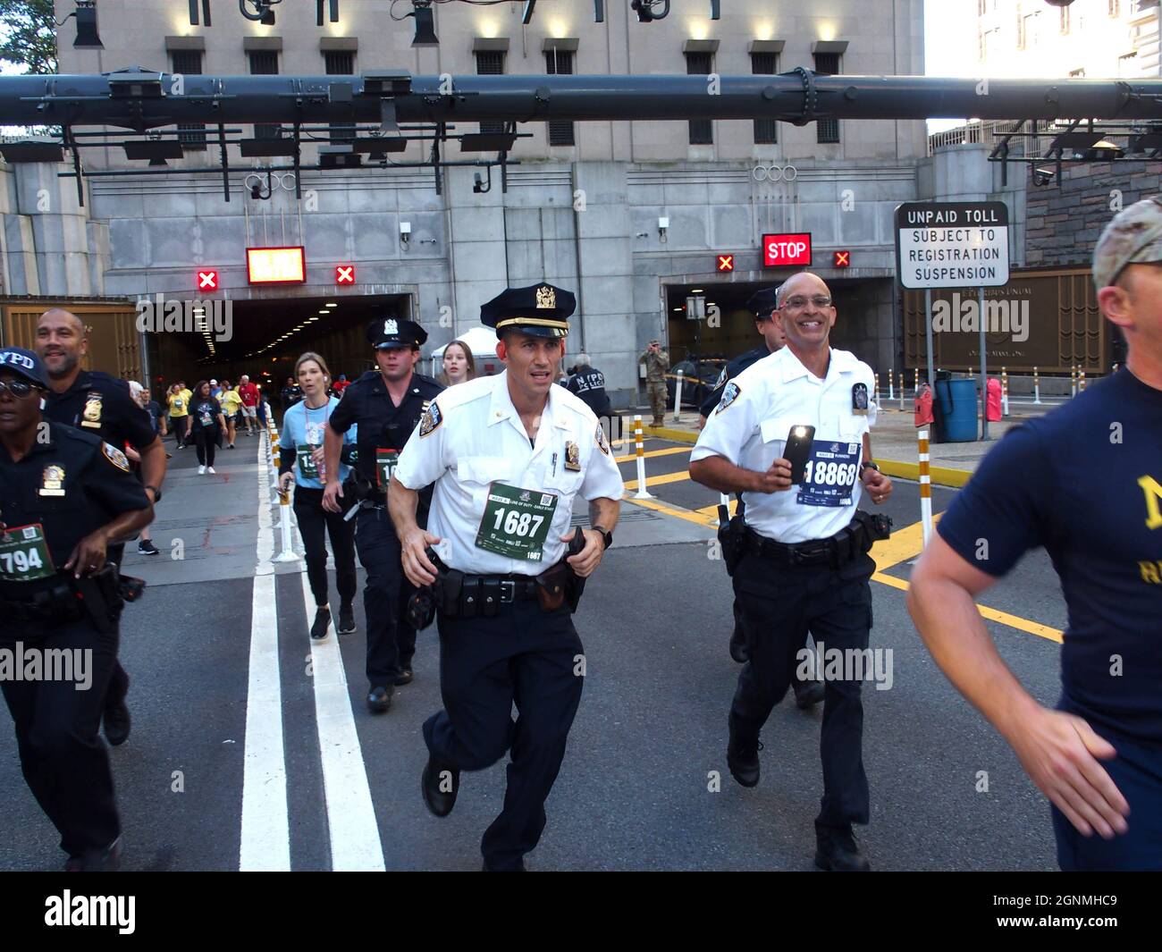 New York, New York, USA. 26th Sep, 2021. 20th Tunnel 2 Tower Run ...