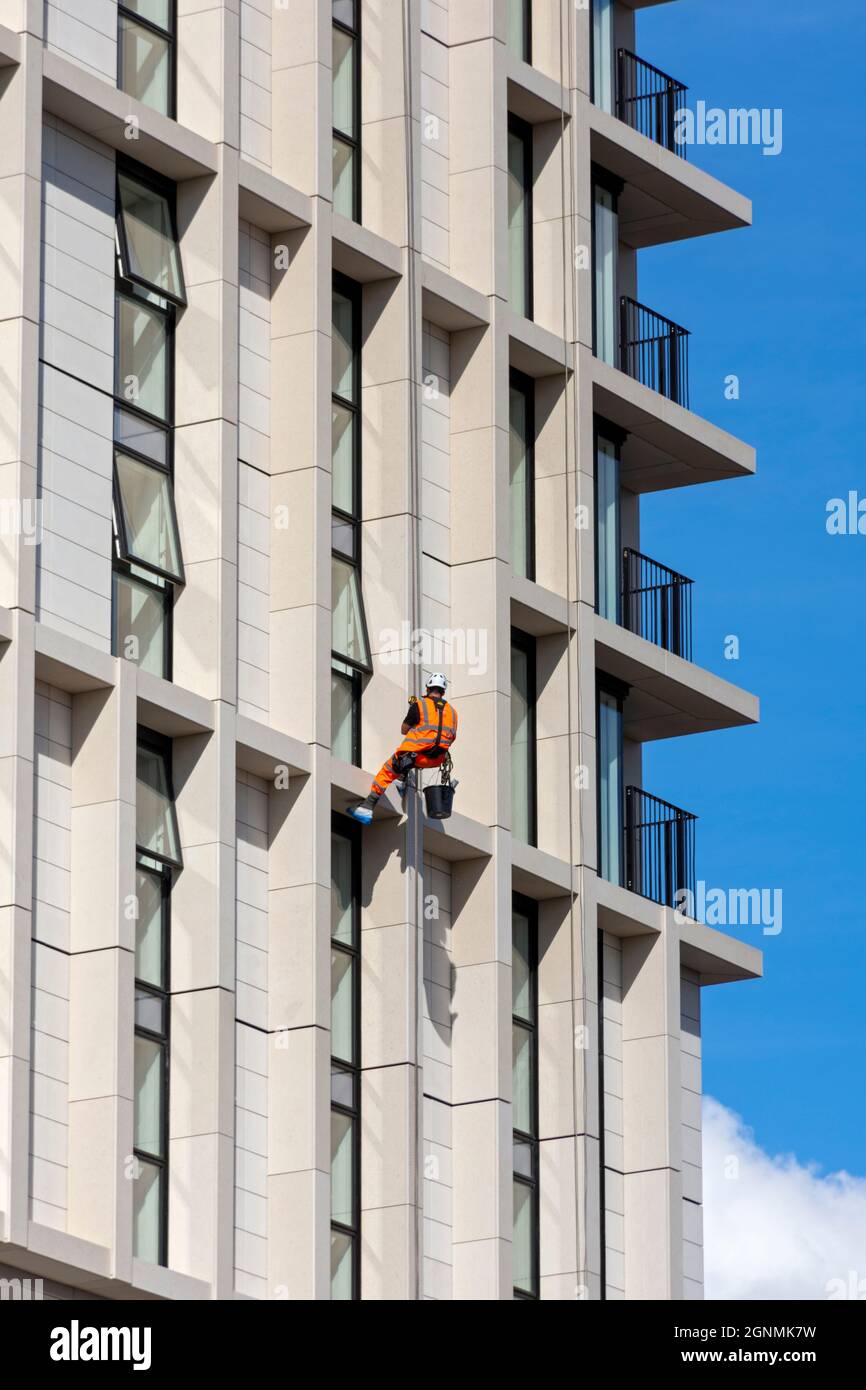 Window cleaners on the Castle Wharf apartment block, Chester Road ...