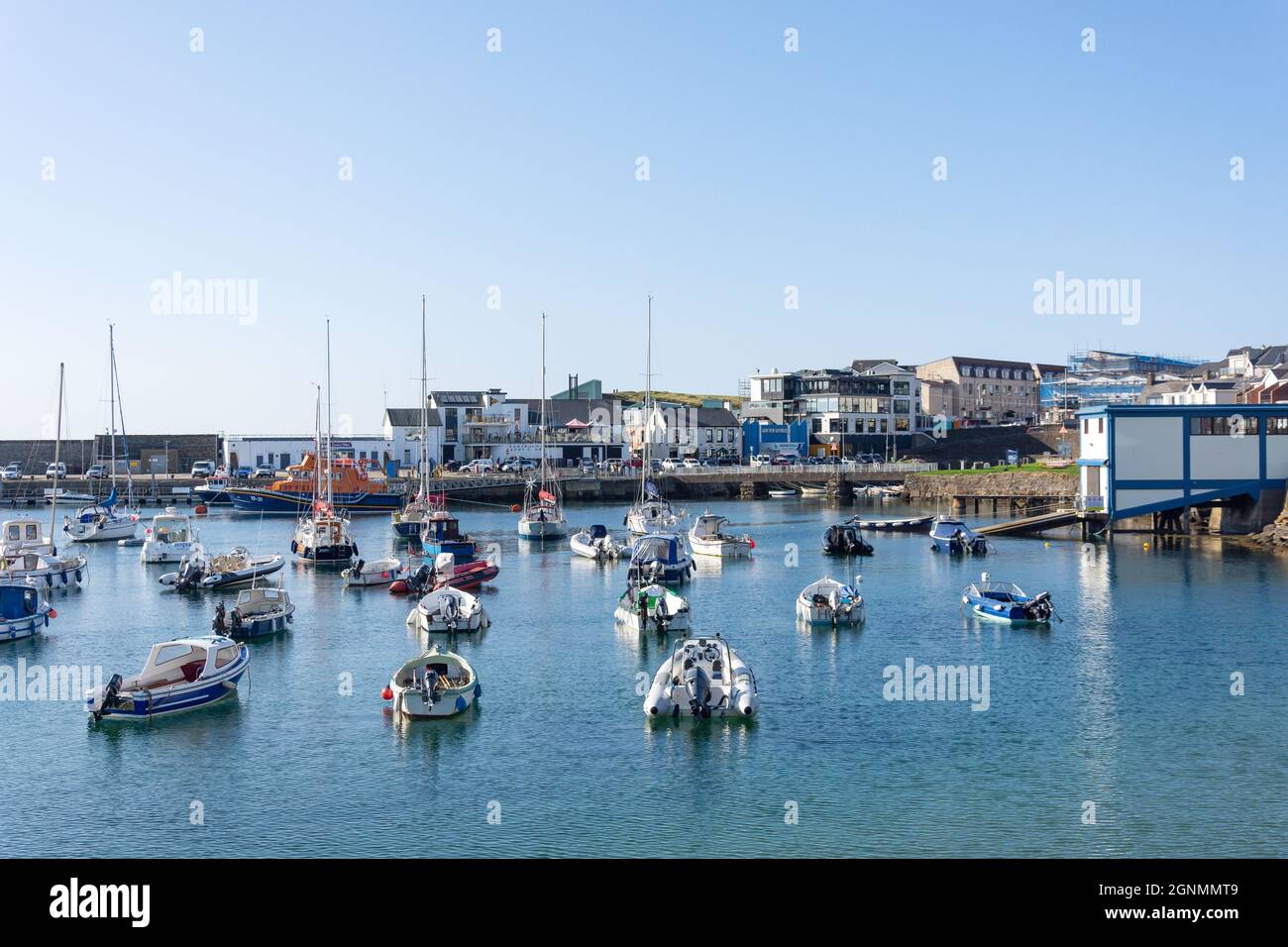 Harbour harbor boats yachts port rois portrush port rois seaside hi-res ...
