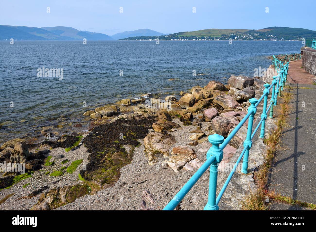 Gourock pier hi-res stock photography and images - Alamy