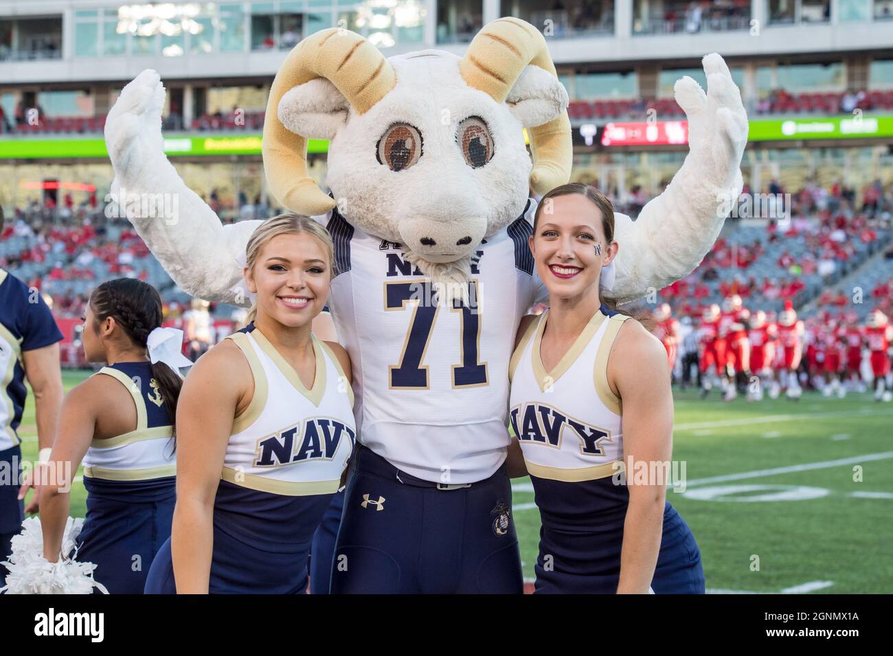 Navy cheerleaders hi-res stock photography and images - Alamy