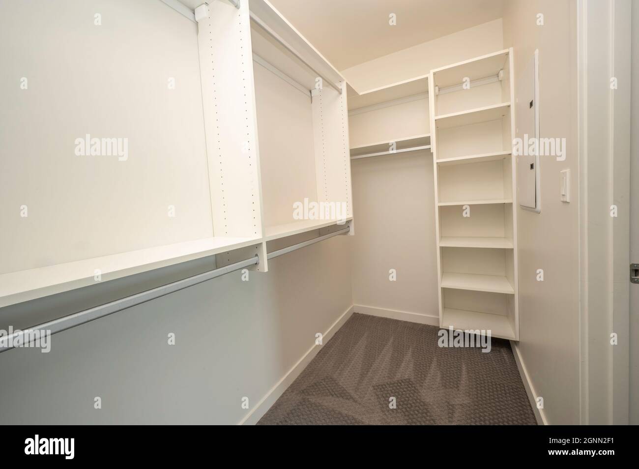 California closet hi-res stock photography and images - Alamy