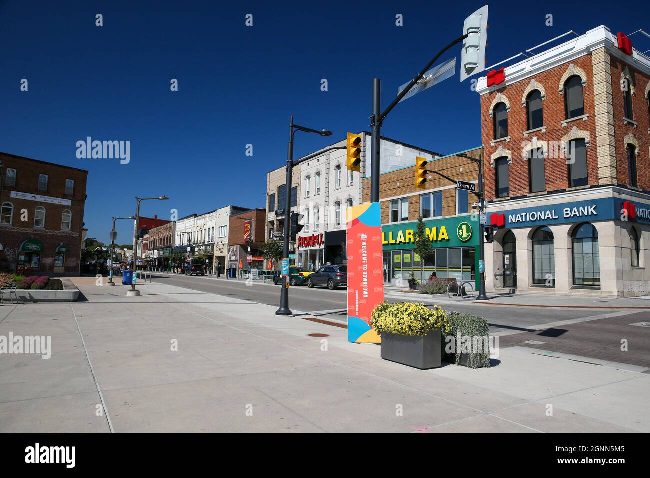 Downtown barrie ontario hi-res stock photography and images - Alamy