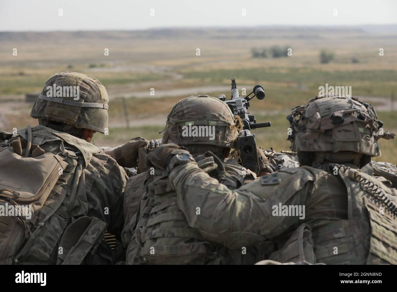Soldiers from War Machine Company, 1st Battalion, 8th Infantry Regiment ...