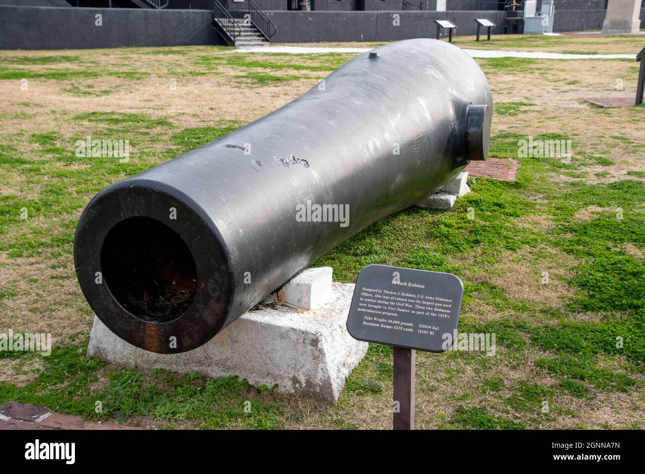 A 15 inch Rodman Cannon located in Fort Sumter Stock Photo - Alamy