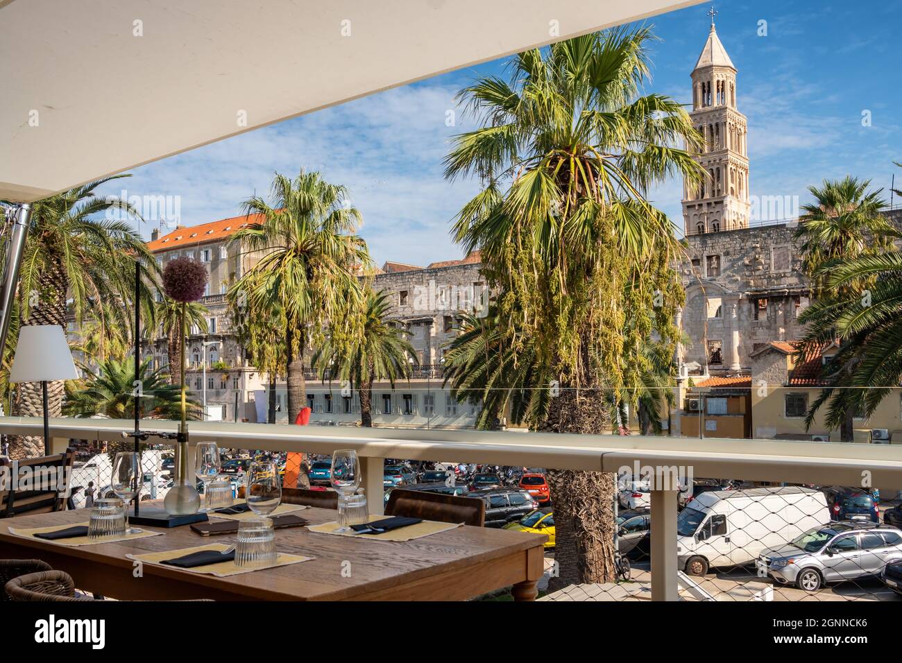 View old cafe from street hi-res stock photography and images - Alamy