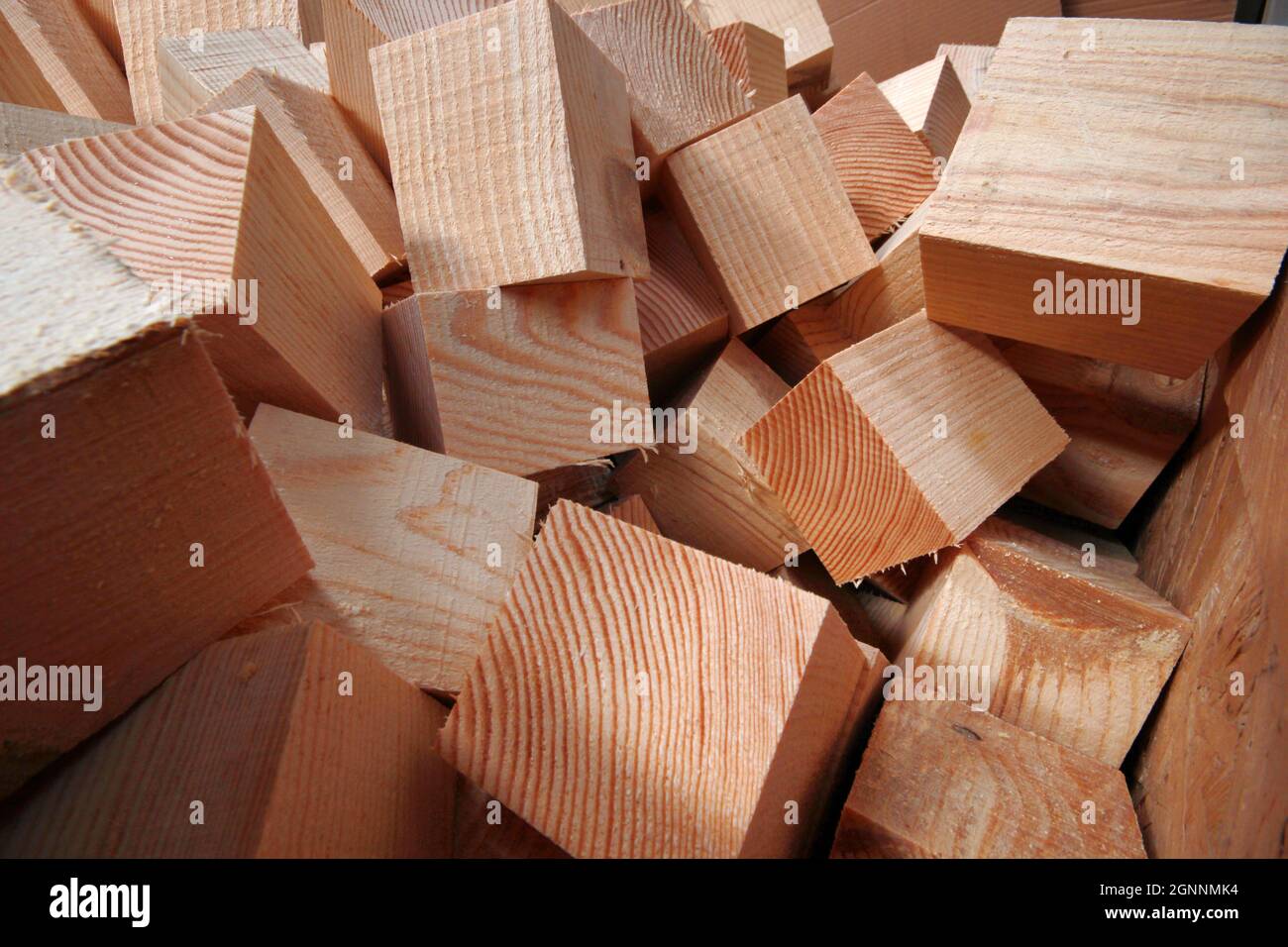 Texture of a cut wood block. Wood texture background Stock Photo - Alamy