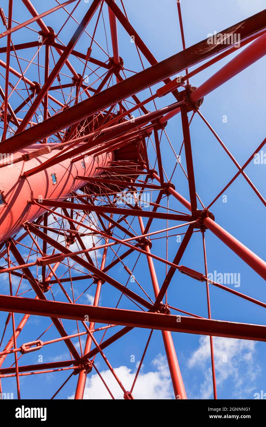 Steel skeleton tower hi-res stock photography and images - Alamy