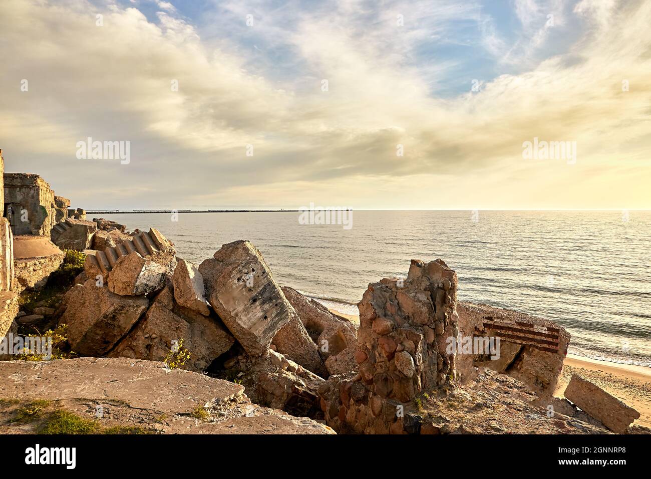 Seaside fort hi-res stock photography and images - Alamy