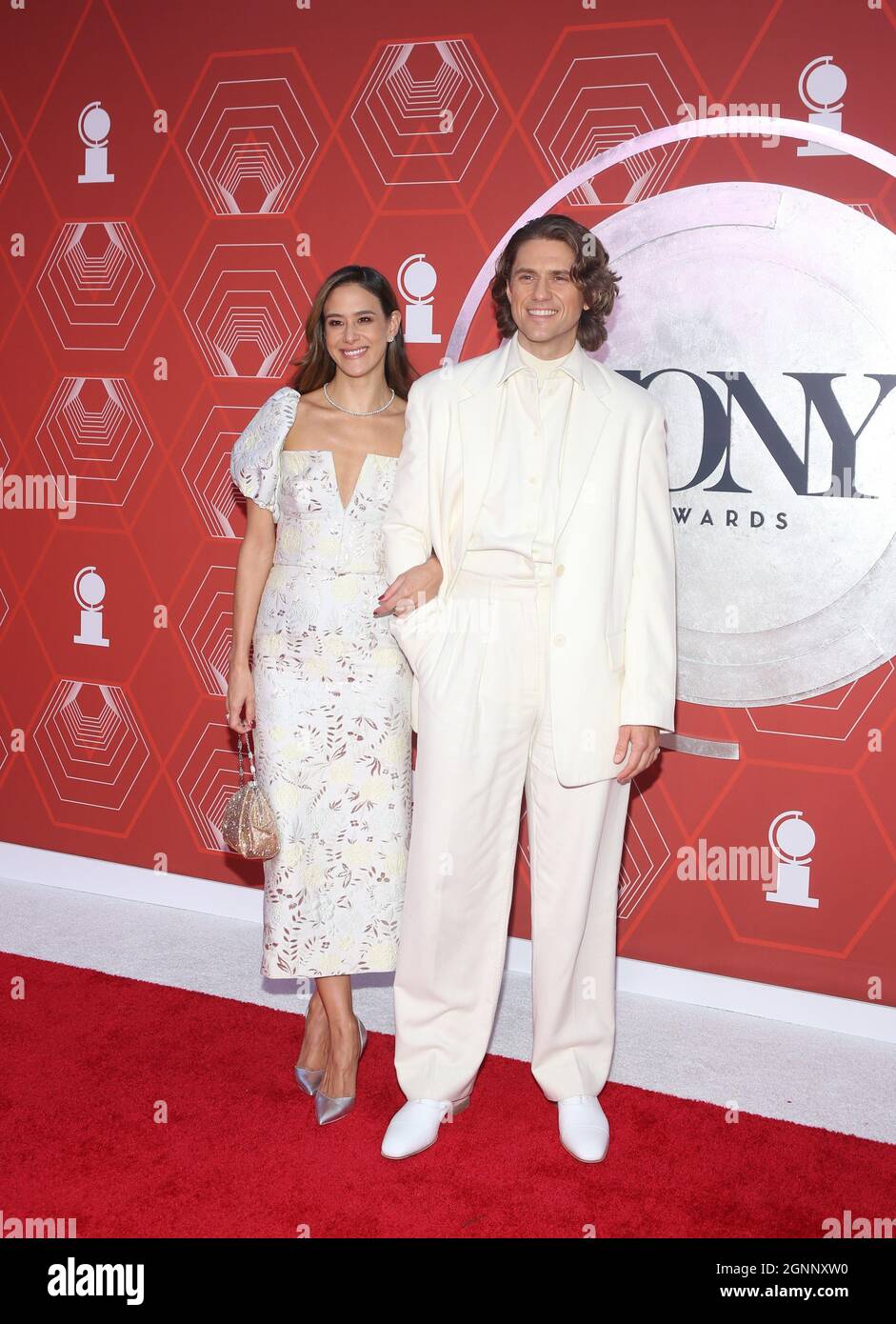 New York, United States. 27th Sep, 2021. Ericka Hunter and Aaron Tveit ...