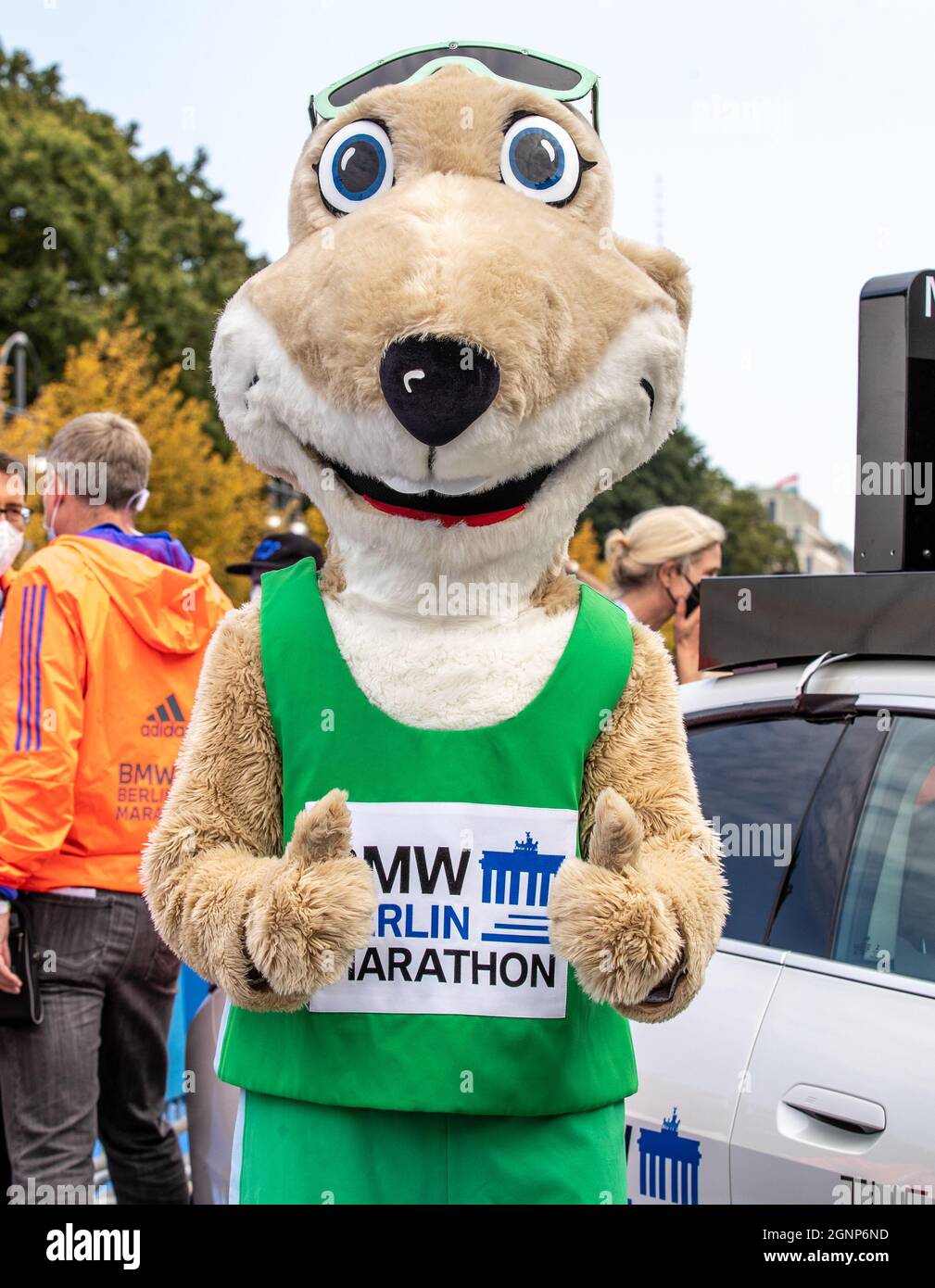 Berlin, Germany. 26th Sep, 2021. Athletics: Marathon. The mascot of the ...