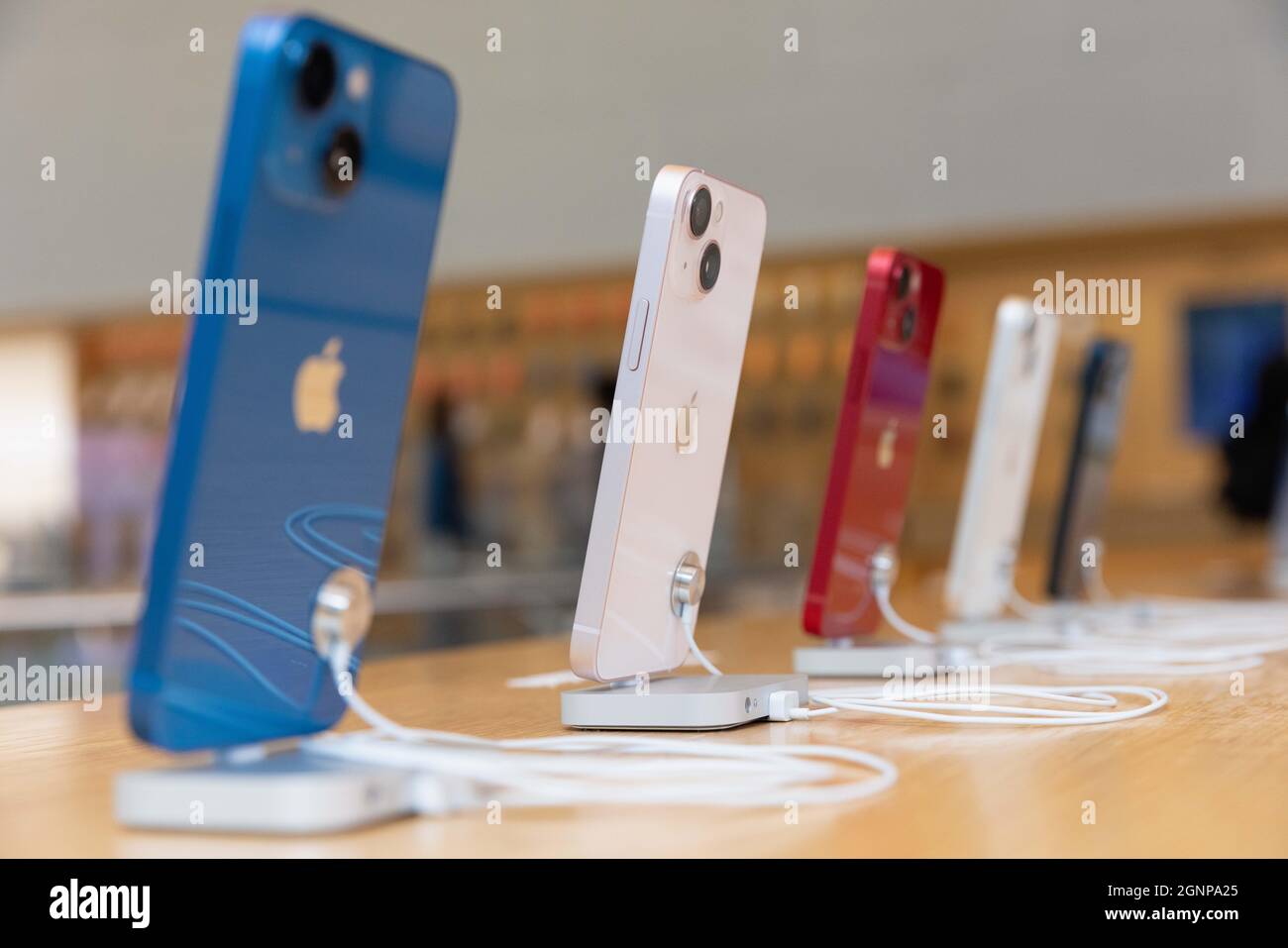 iPhone 13 lineup on display inside the Apple Store in Omotesando, Tokyo ...