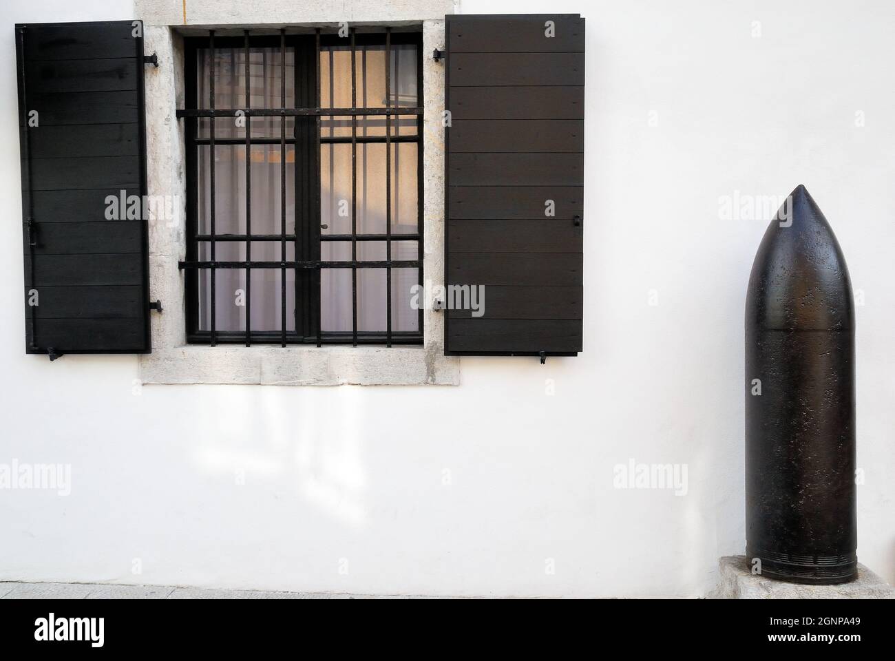 Slovenia, Kobarid. The WWI museum. Artillery bullet Stock Photo - Alamy