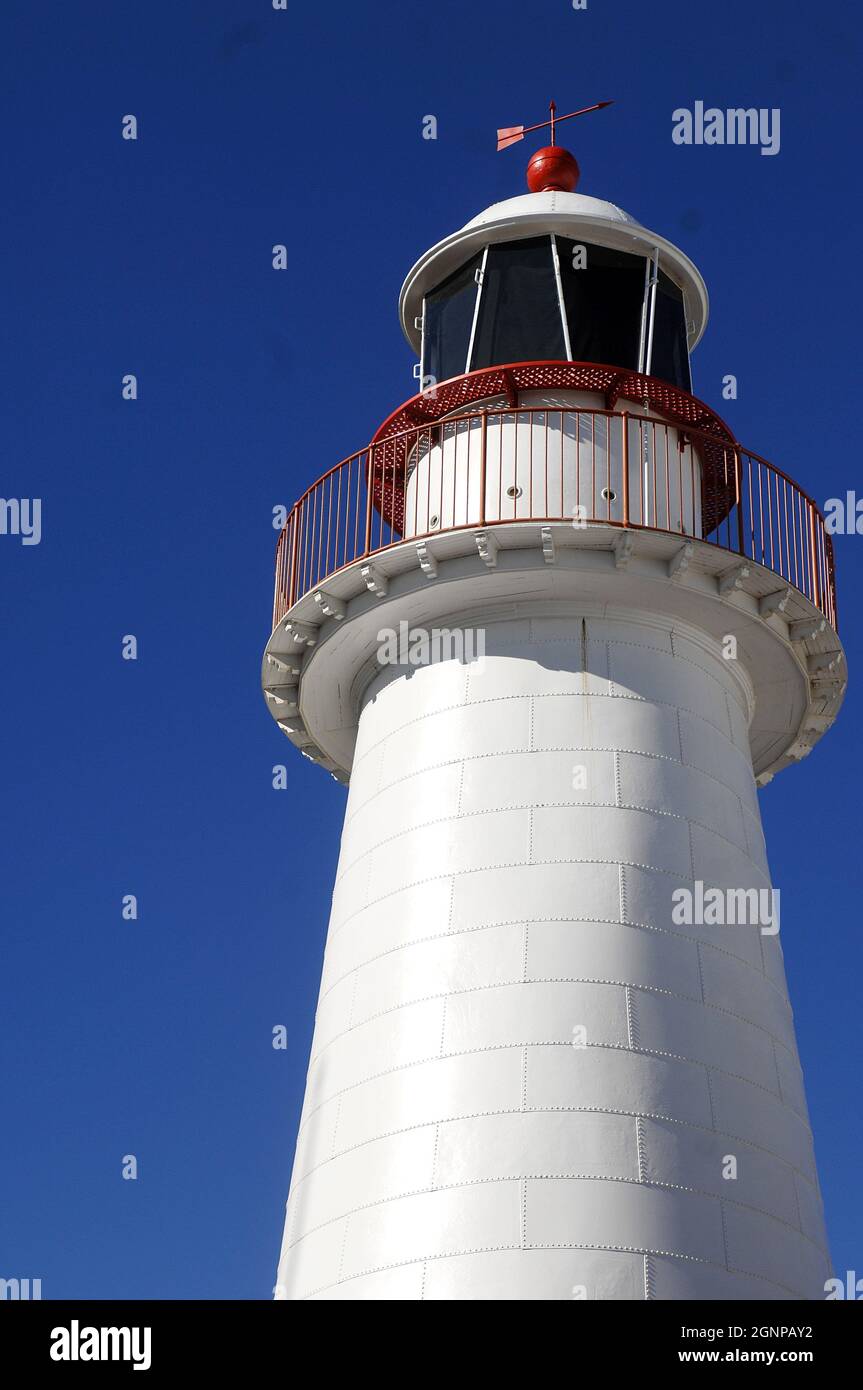 Australia lighthouse vertical hi-res stock photography and images - Alamy