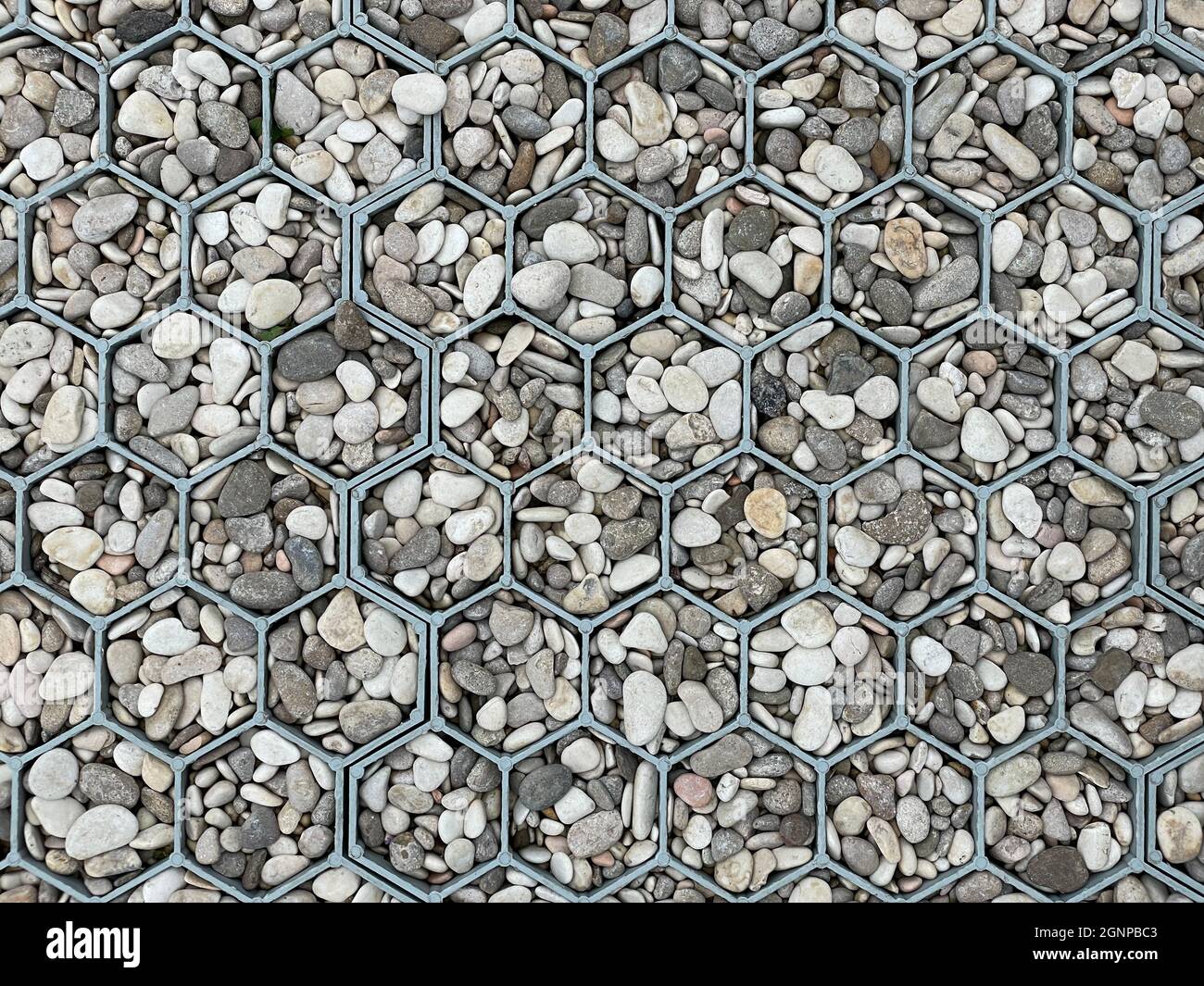 Stone wall rounded stones hi-res stock photography and images - Alamy