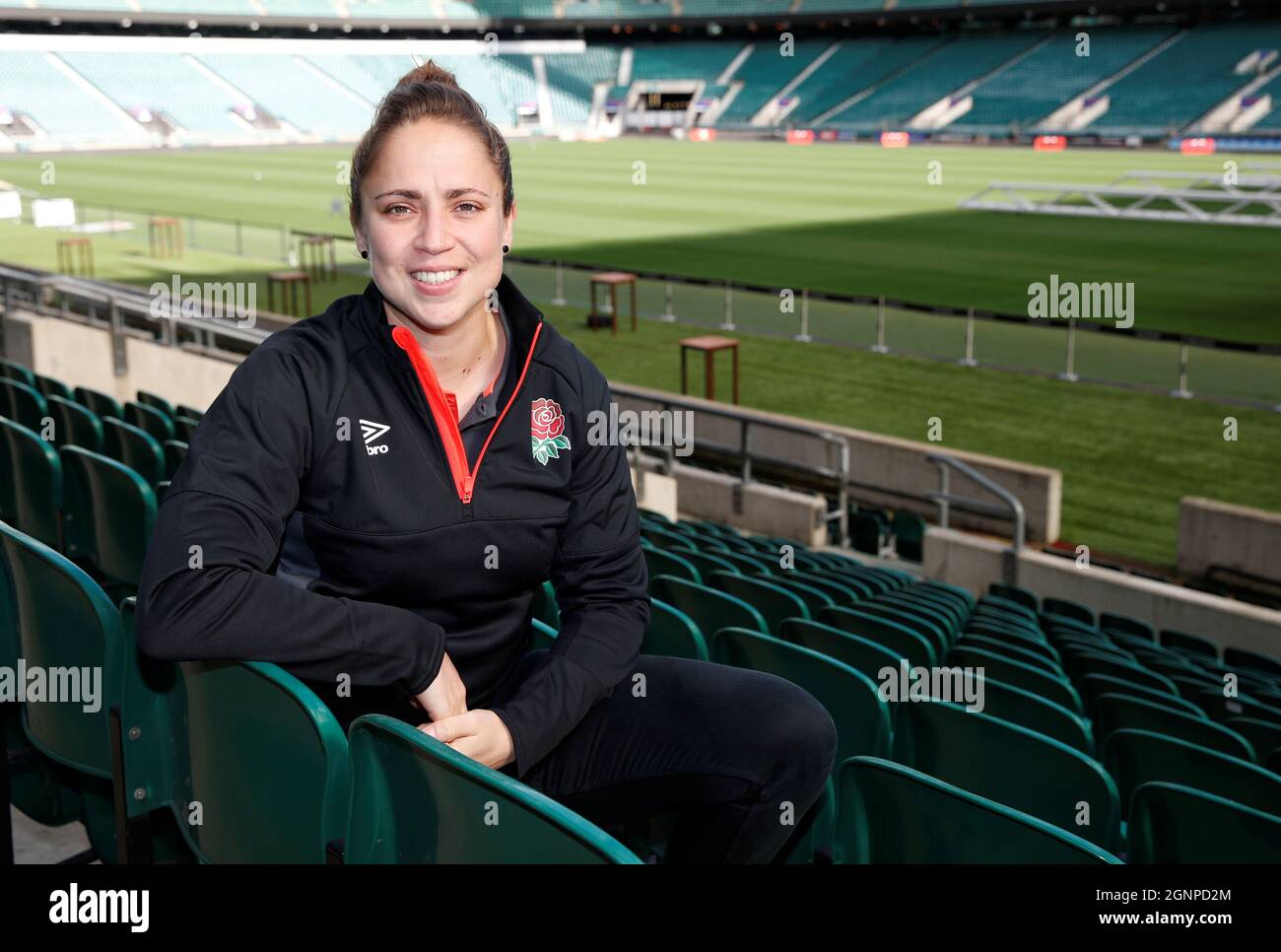 Rugby referee sara cox hi-res stock photography and images - Alamy