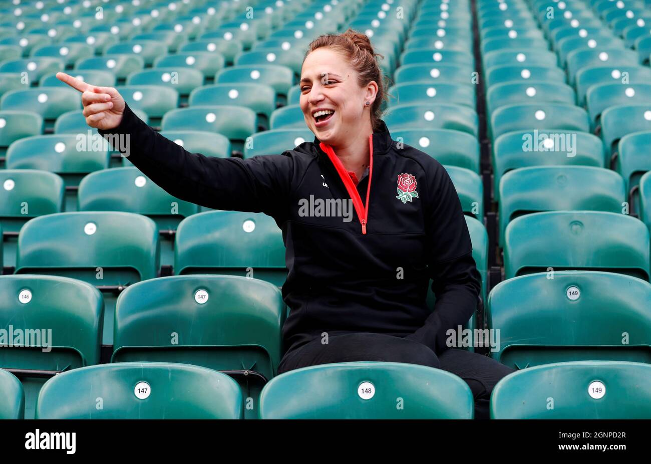 Rugby referee sara cox hi-res stock photography and images - Alamy
