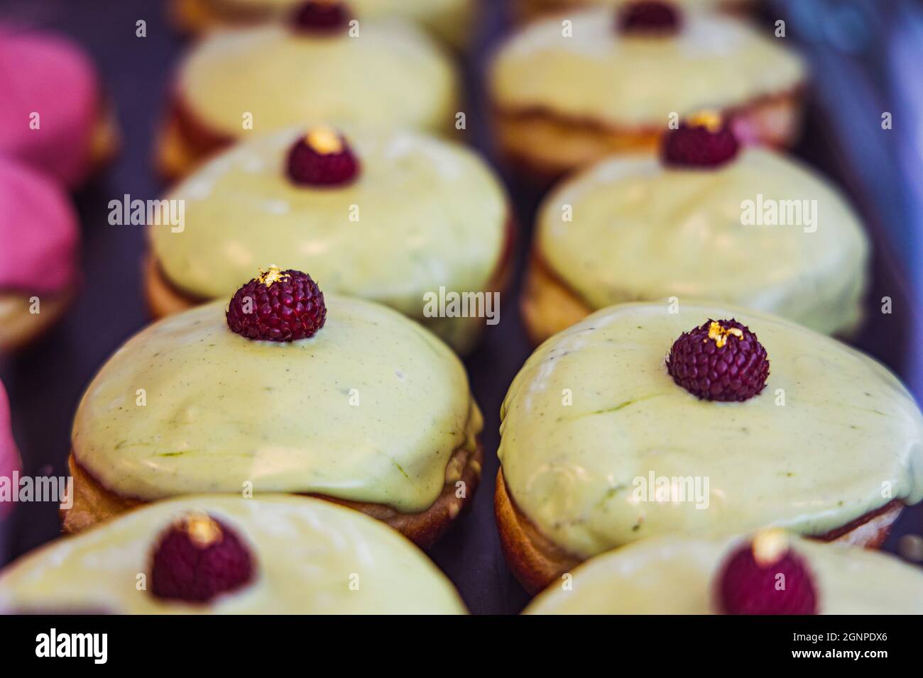 Freshly made sweet doughnuts hi-res stock photography and images - Alamy