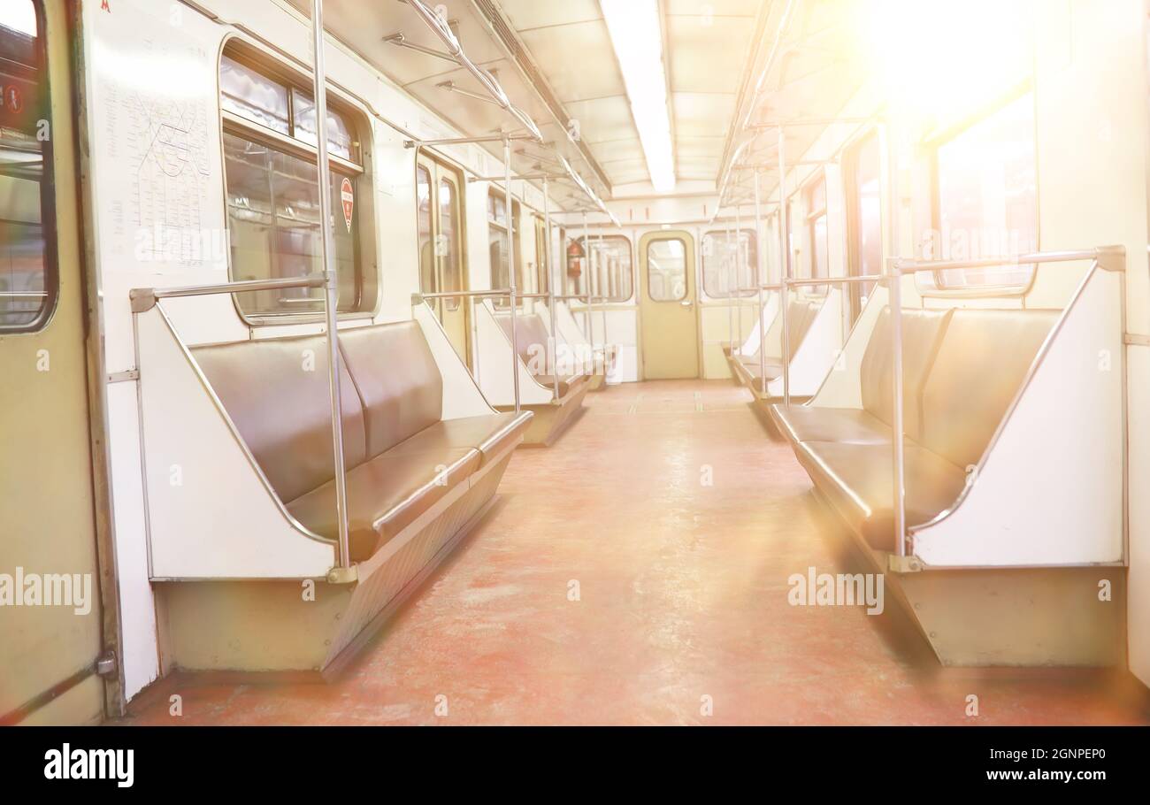 Subway car with empty seats. Empty subway car Stock Photo - Alamy