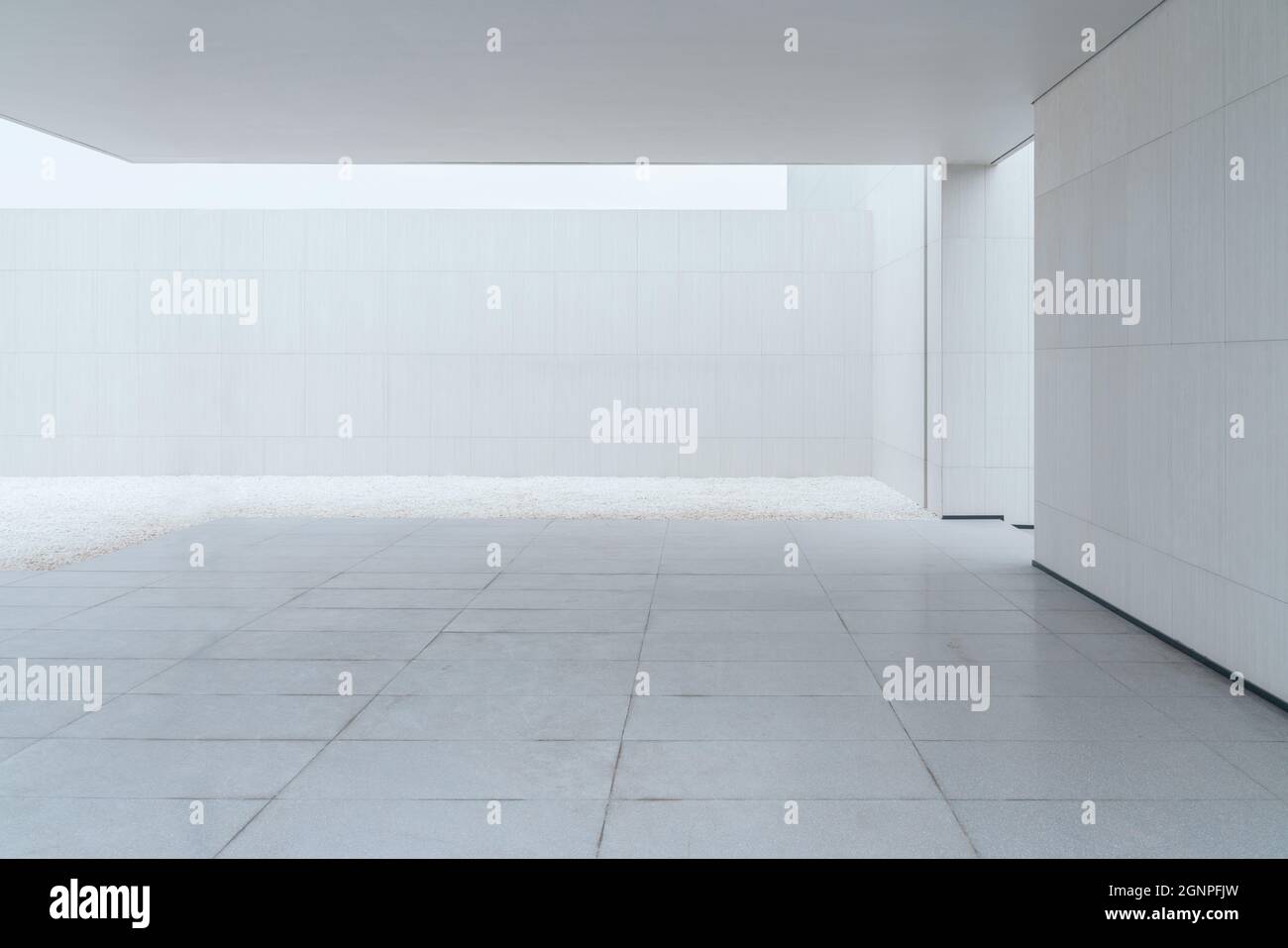 White interior of a large modern style room Stock Photo - Alamy