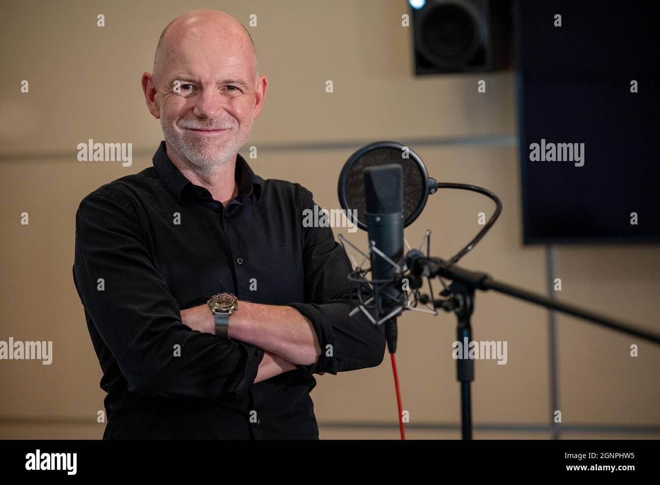 PRODUCTION - 24 September 2021, Berlin: Dietmar Wunder, voice actor ...