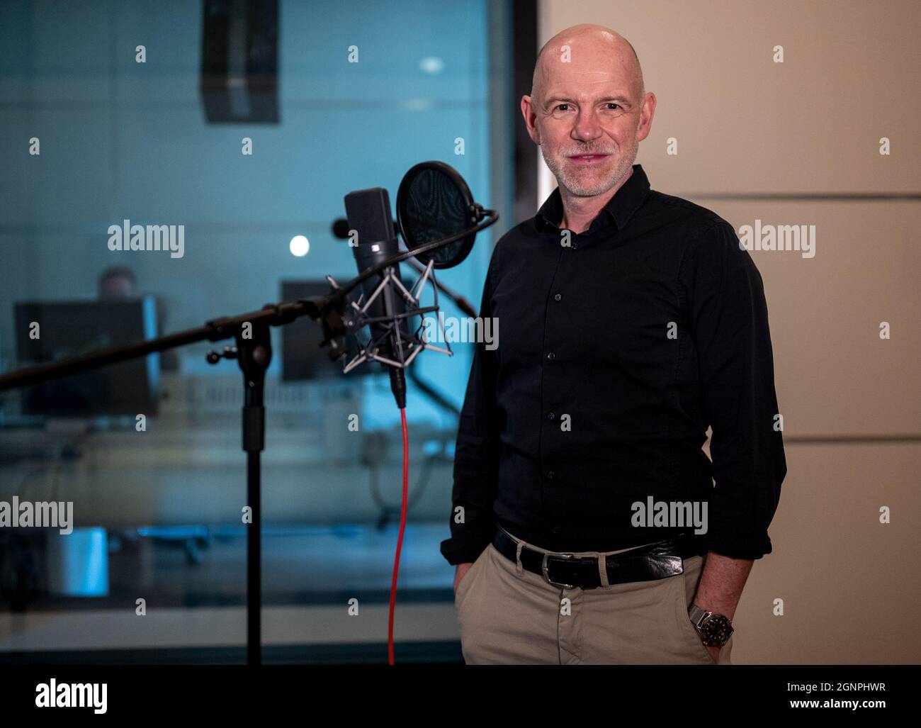 PRODUCTION - 24 September 2021, Berlin: Dietmar Wunder, voice actor ...