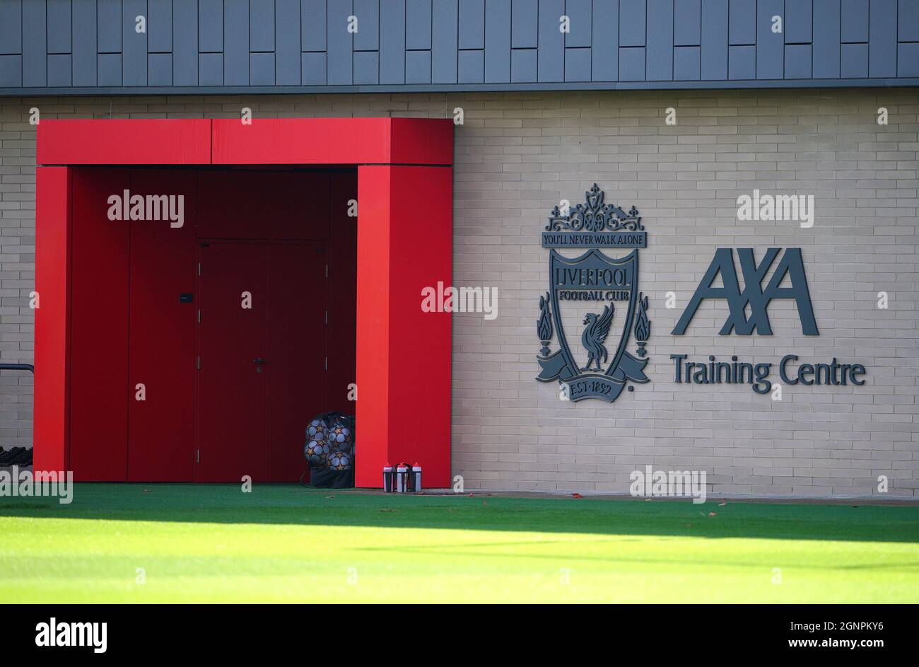 Liverpool axa training centre view hi-res stock photography and images ...