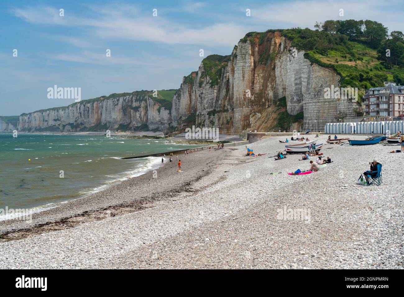 Strand und die Felsklippen von Yport, Normandie, Frankreich | Chalk ...