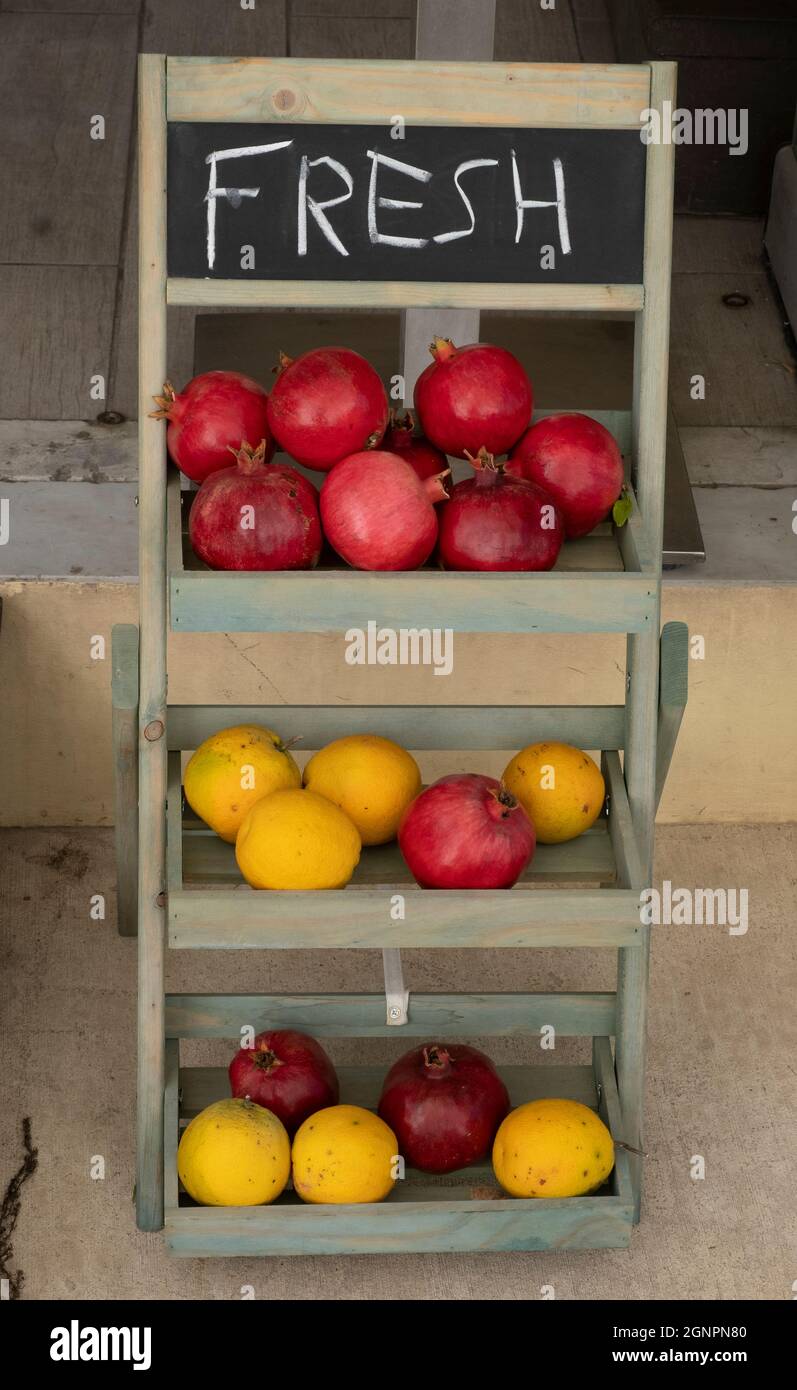 Fruit stall display hi-res stock photography and images - Alamy