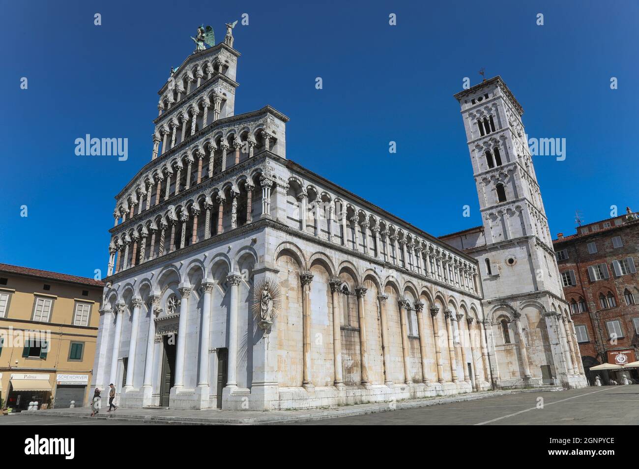 Lucca central hi-res stock photography and images - Alamy