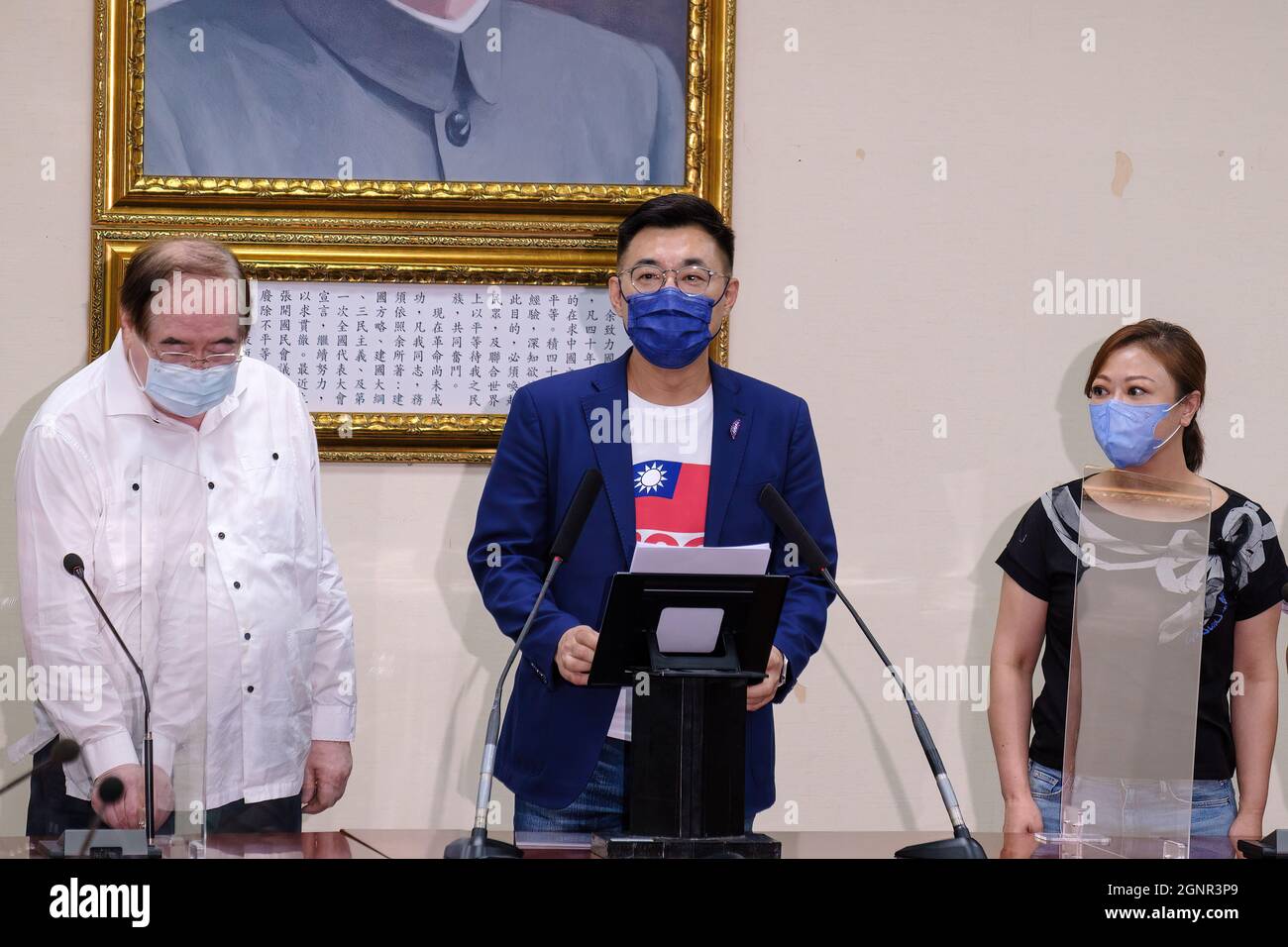 Johnny chiang hi-res stock photography and images - Alamy