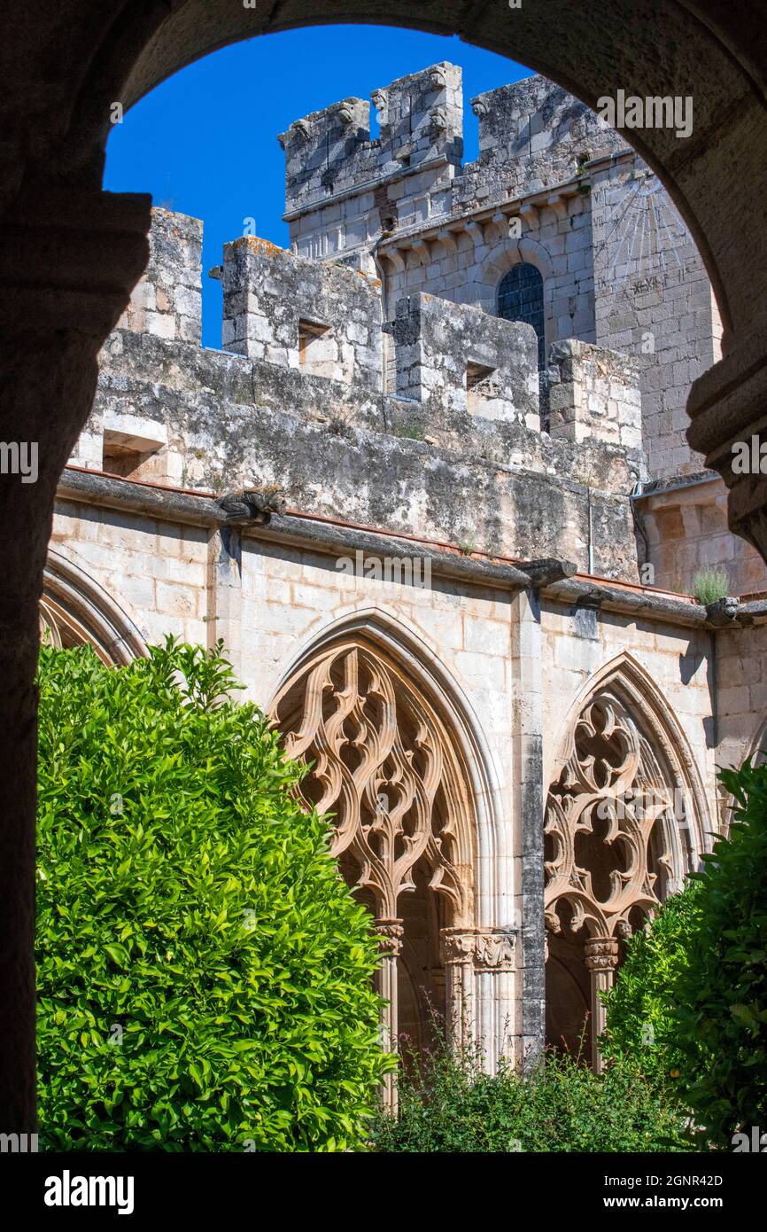 Cloister of Monestir de Santa Maria de Santes Creus, Cistercian abbey ...