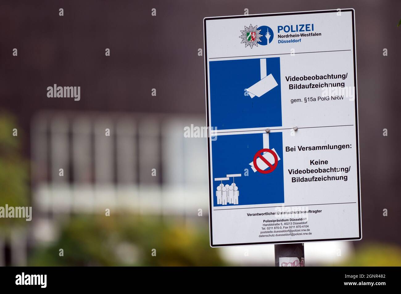 Duesseldorf, Germany. 27th Sep, 2021. A sign points out the video ...
