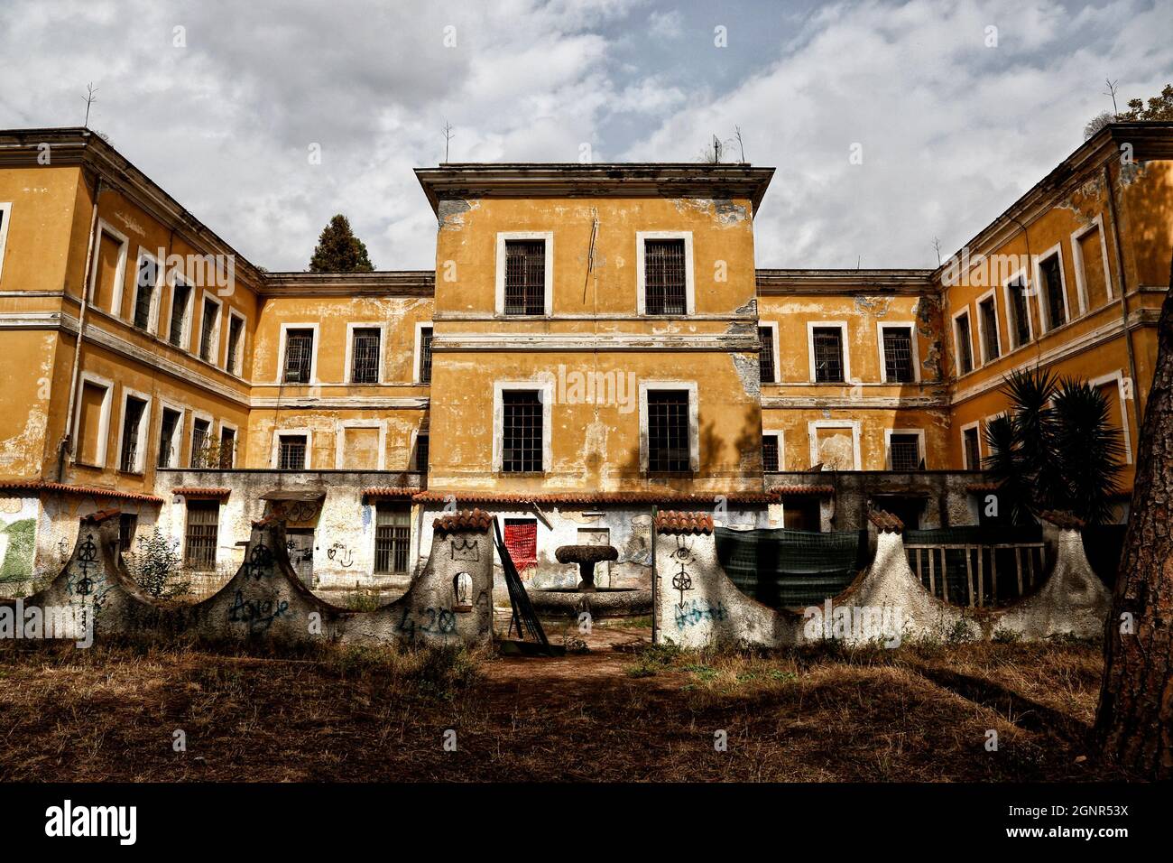 Visit to the former mental hospital of Santa Maria della Pieta'. The ...