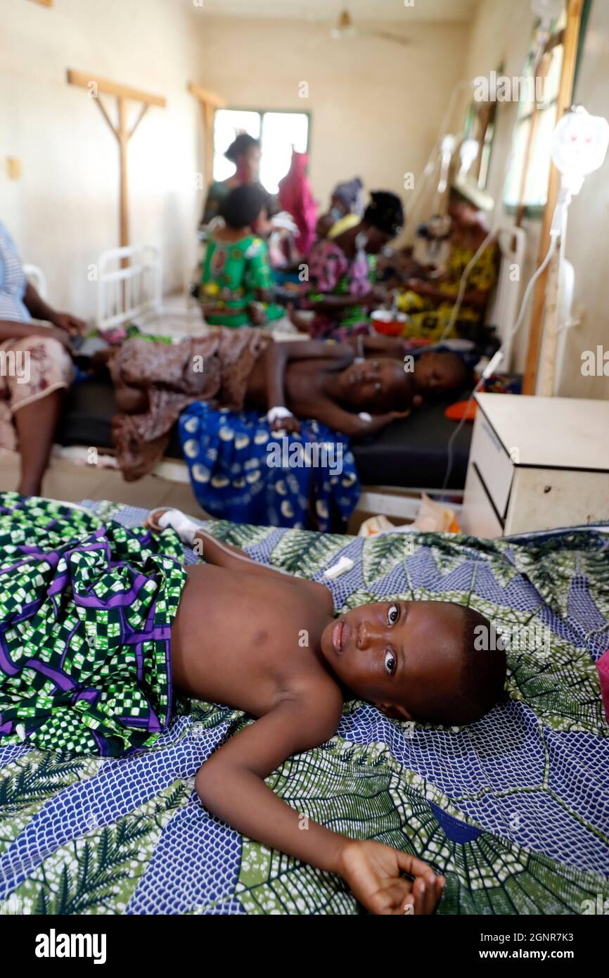African hospital. Paediatric unit. Benin Stock Photo - Alamy