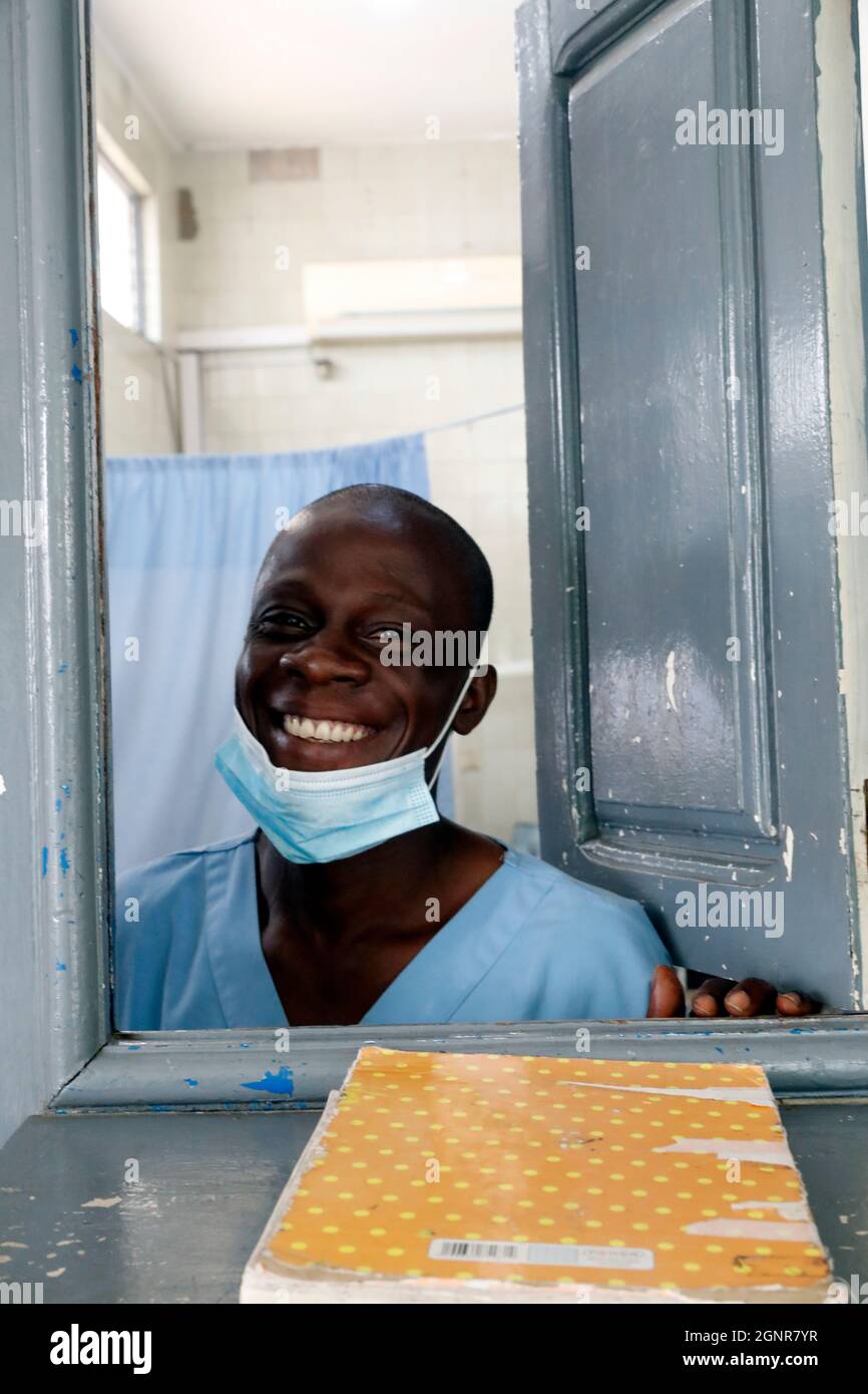 African hospital. Pediatric ward. Benin Stock Photo - Alamy