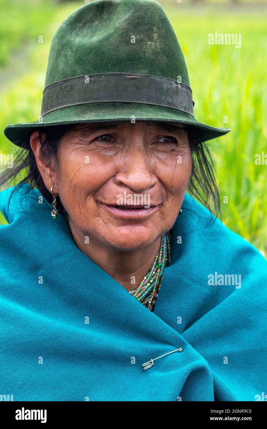 Indigenous woman in San Jose de Tanquis, Ecuador Stock Photo - Alamy